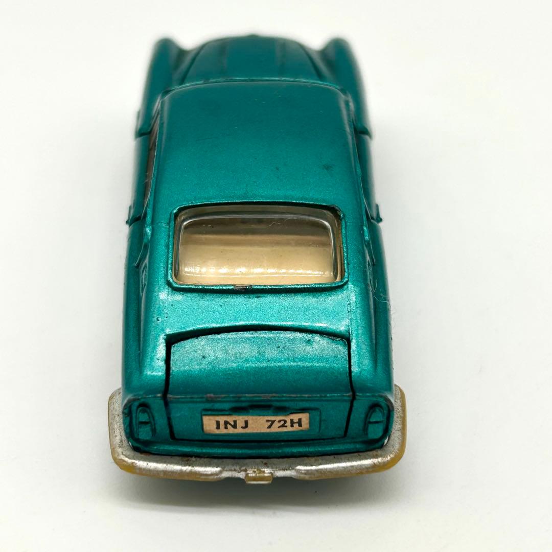 DINKY TOYS ASTON MARTIN ダイキャスト製ミニカー 英国製