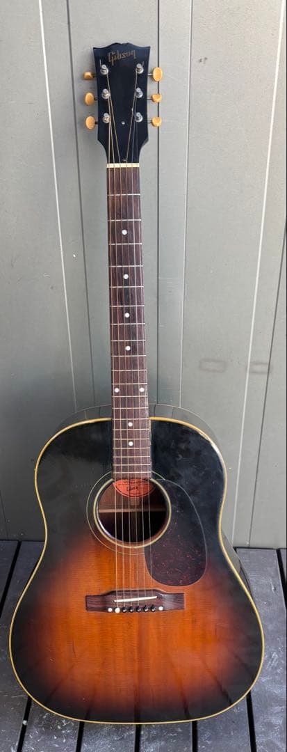 Gibson J45アコースティックギター 1963リイシューモデル1995年製