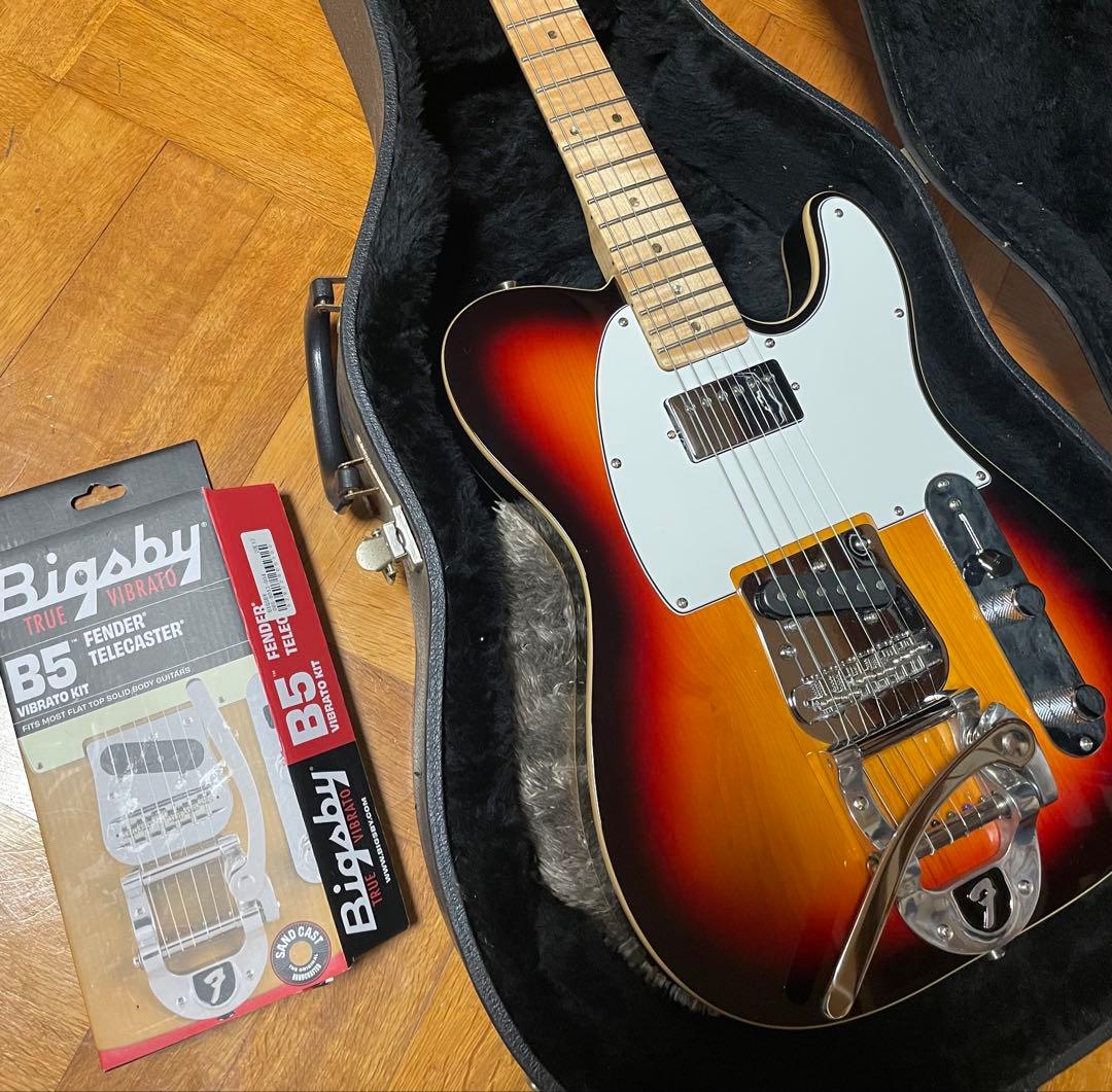 テレキャスターカスタムモデル、Bigsby B5トレモロアーム付き。