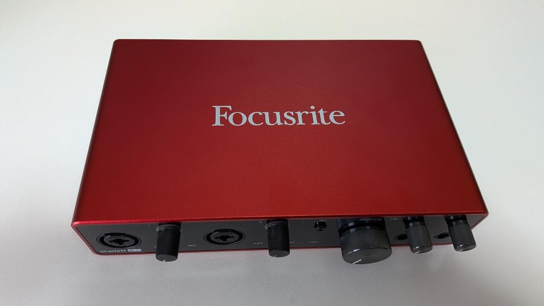 Focusrite Scarlett 8i6 オーディオインターフェース