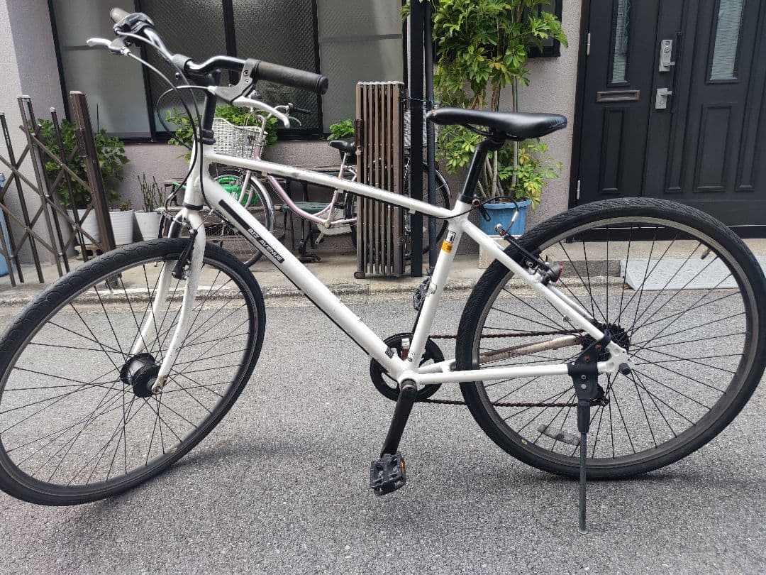 自転車 クロスバイク BIZ AVENUE 26inchi ７段変速