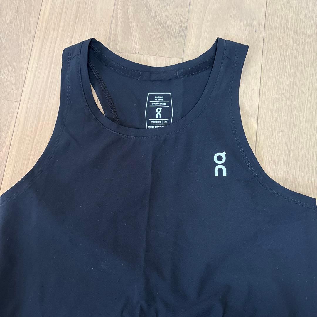 【美品】On テニスワンピース　XS ブラック