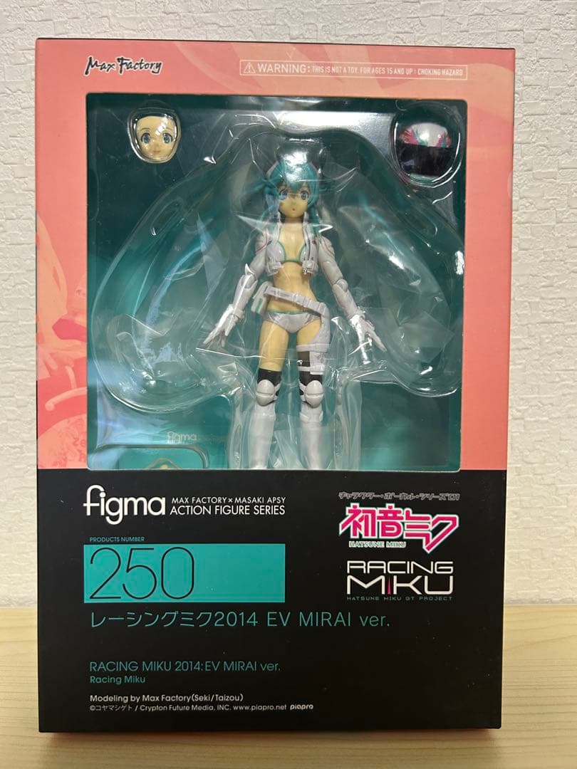 新品未開封 figma レーシングミク 2014 EV MIRAI ver.