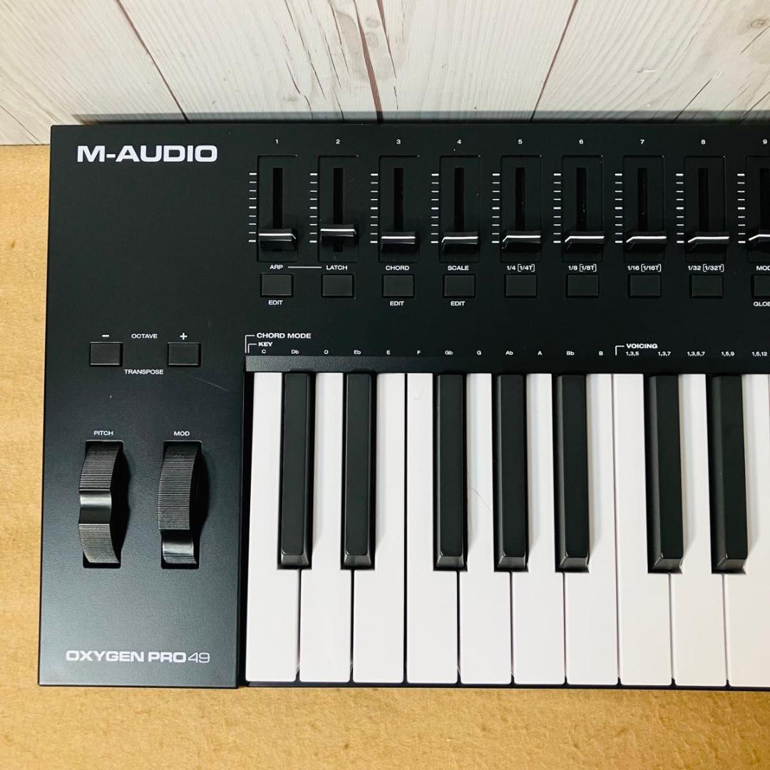 美品 M-AUDIO MIDIキーボード OXYGEN PRO49 ソフトケース