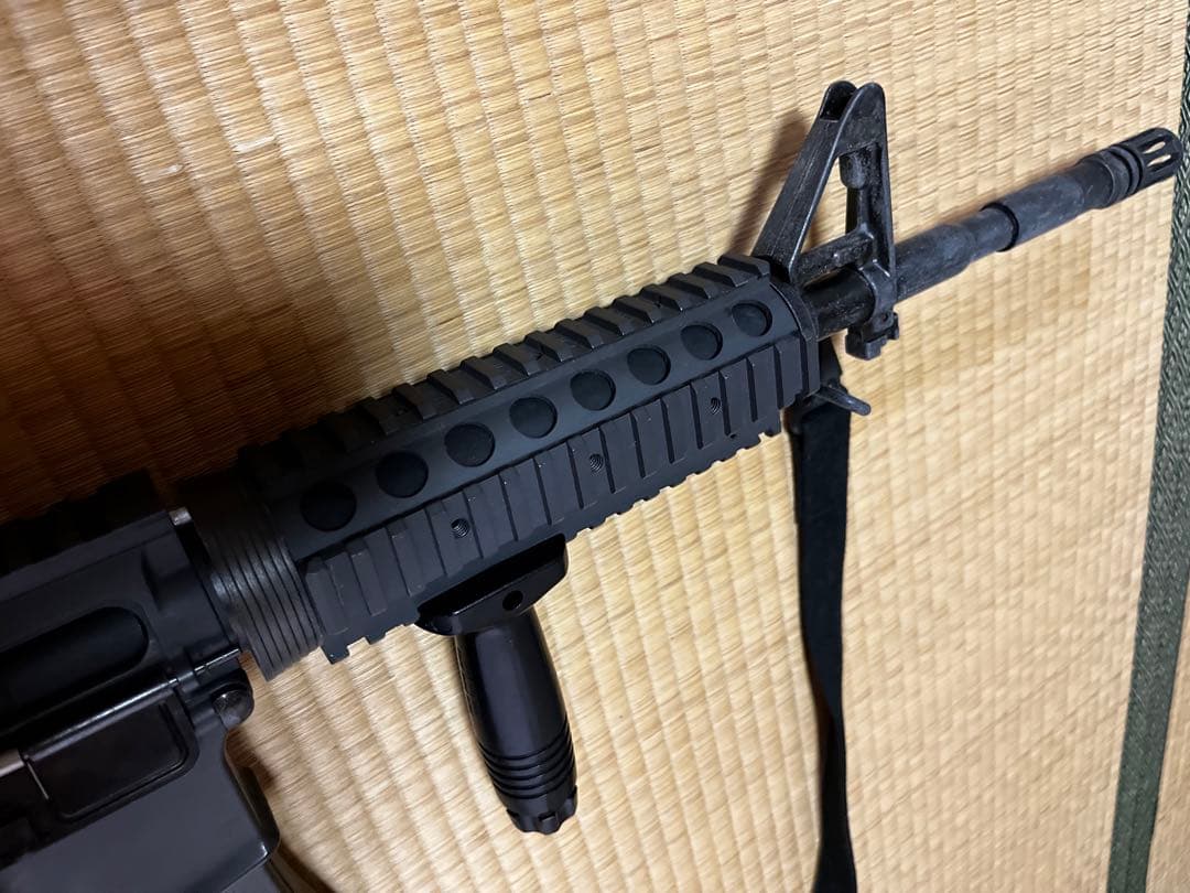 東京マルイナイツ　M4A1  カービン