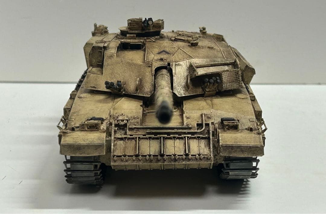 タミヤ　1/35 チャレンジャー1 mk.3 完成品 戦車　模型　プラモデル