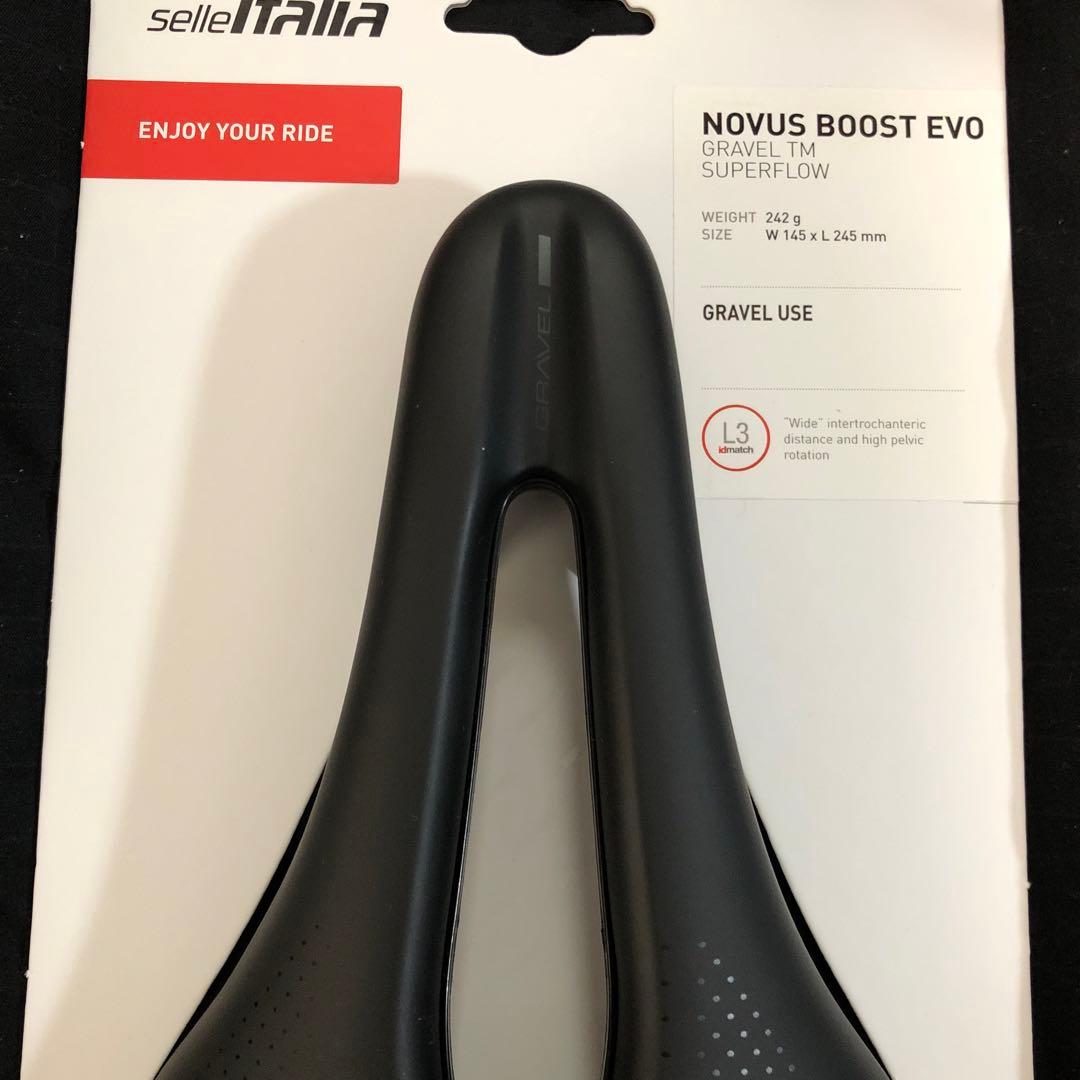 Selle Italia Novus Boost Evo GRAVEL サドル