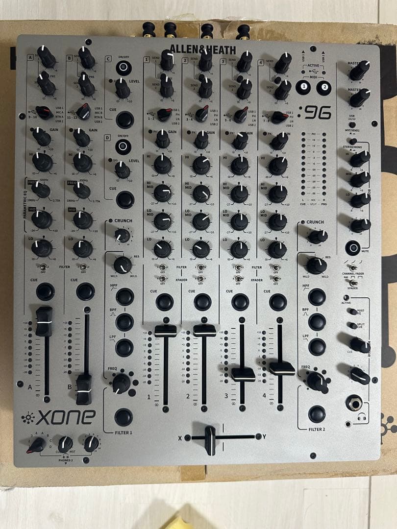 ALLEN & HEATH XONE:96 DJミキサー 本体