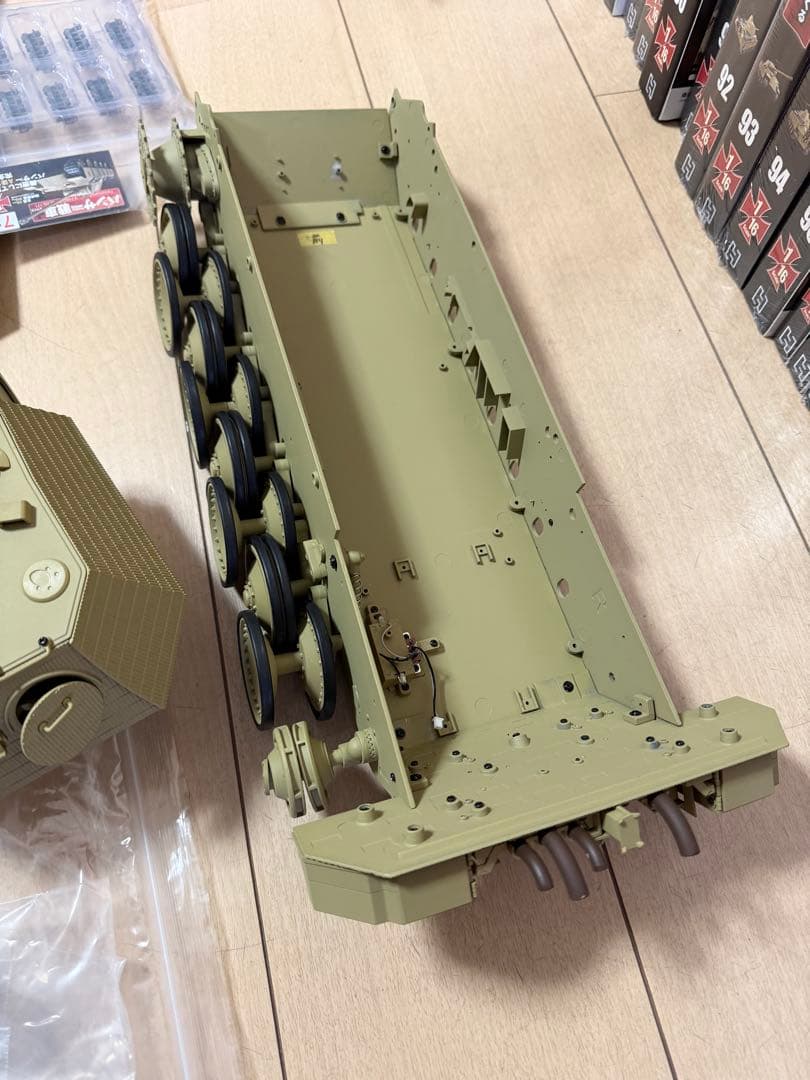 【希少】アシェット 1/16 パンサー戦車をつくる　ドイツ軍 パンター戦車