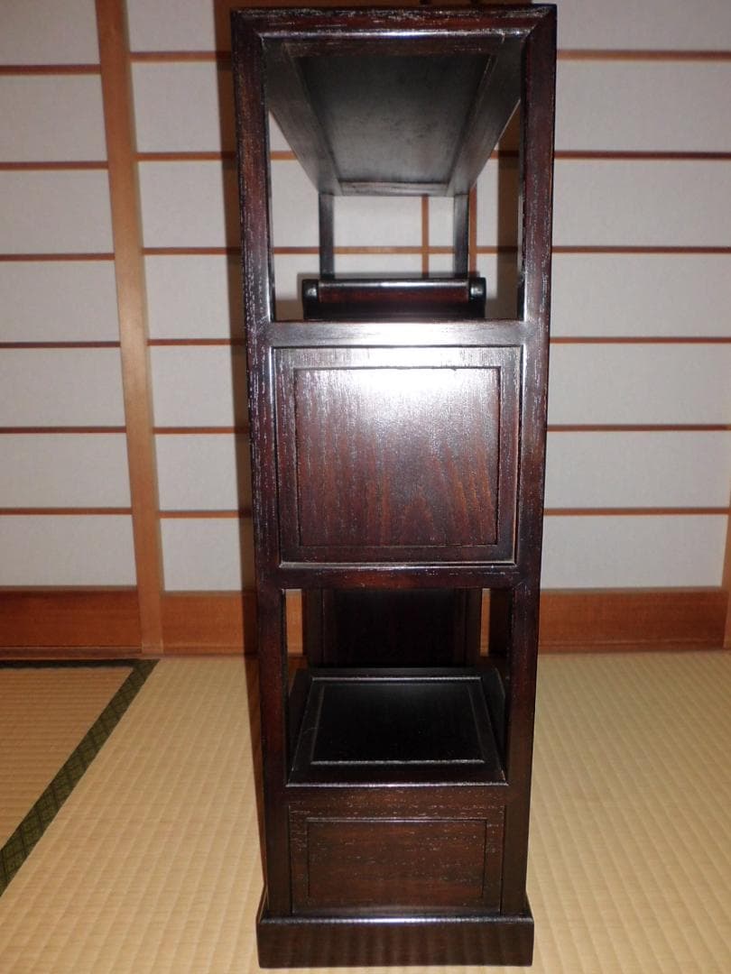【奈良県旧家所蔵品】小振りな飾り棚　茶棚　茶箪笥　違い棚（54×54×20cm）