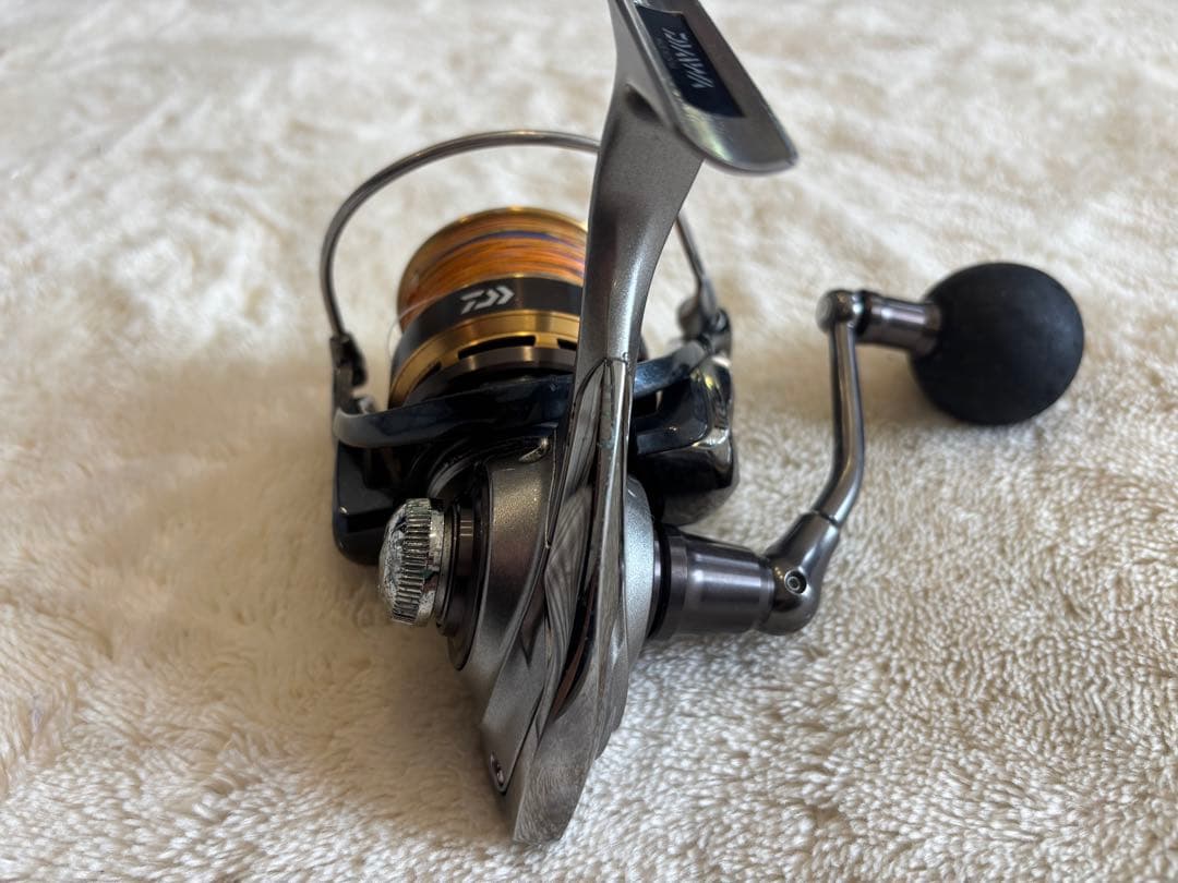 DAIWA VADEL 4000 スピニングリール