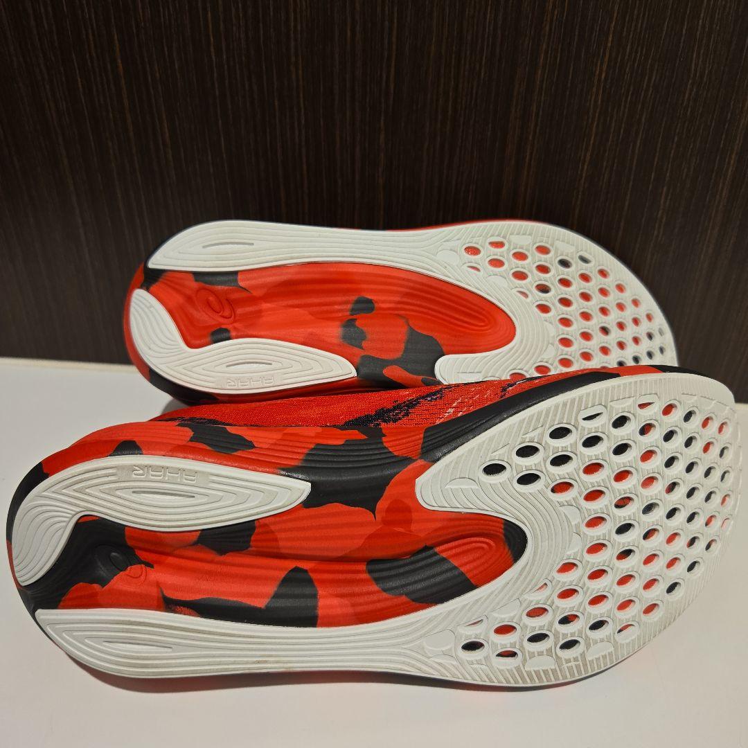 「新品、未使用」ASICS 　noosa 　TRI 15