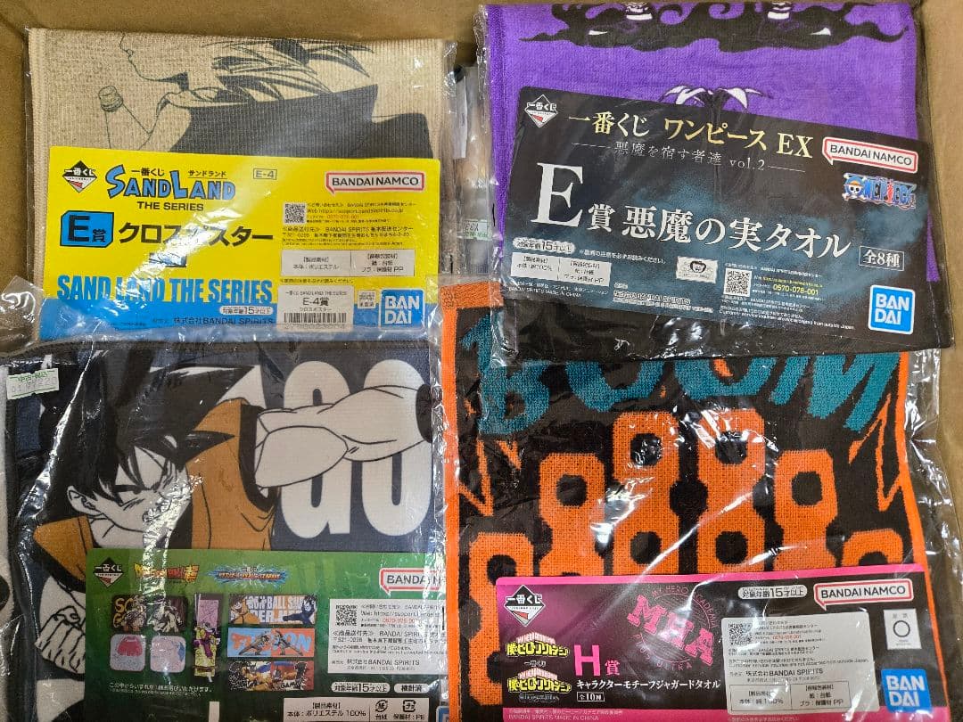 アニメグッズなど 140サイズ ノンジャンル 大量 まとめ売り 約500点