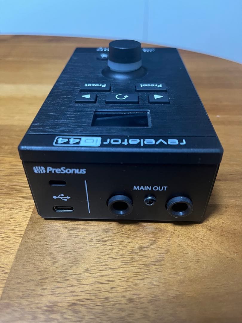 PreSonus Revelator io44 オーディオインターフェース