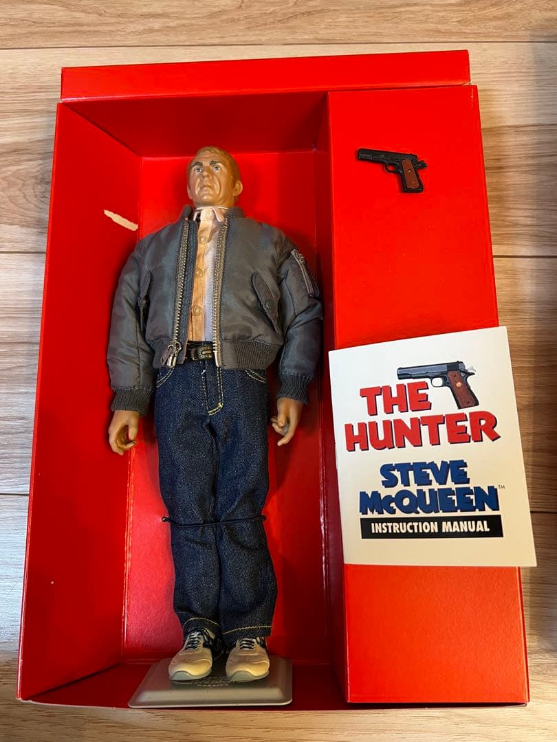 トイズマッコイ　THE HUNTER スティーブマックイーン　フィギュア
