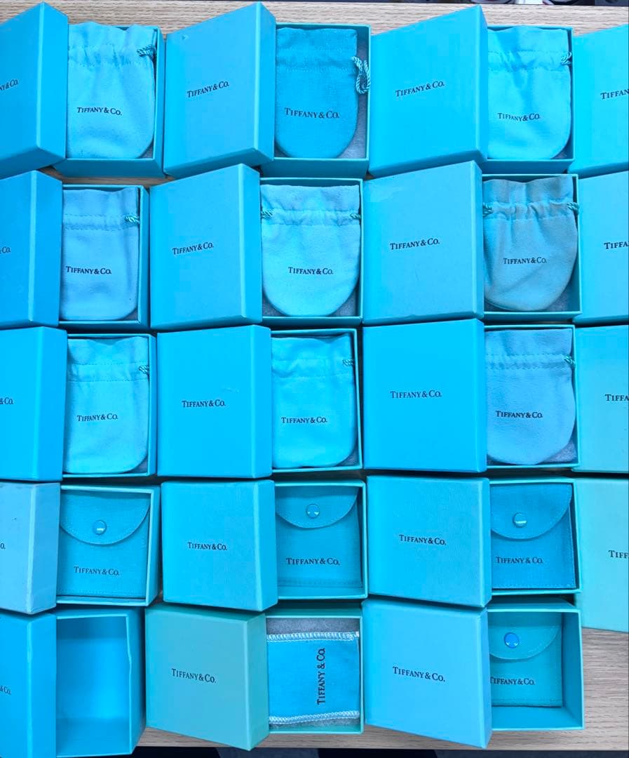 ティファニー　空箱37個Tiffany & Co. ギフト箱 セット