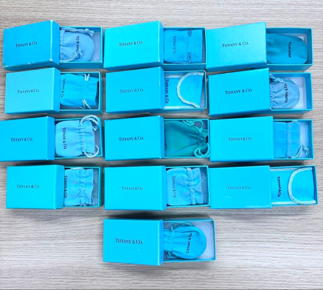 ティファニー　空箱37個Tiffany & Co. ギフト箱 セット
