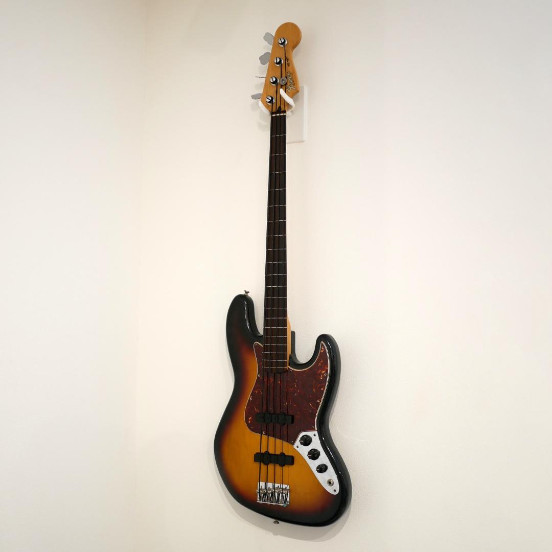 ベース Fender Jazz Bass Fretless MEX MOD
