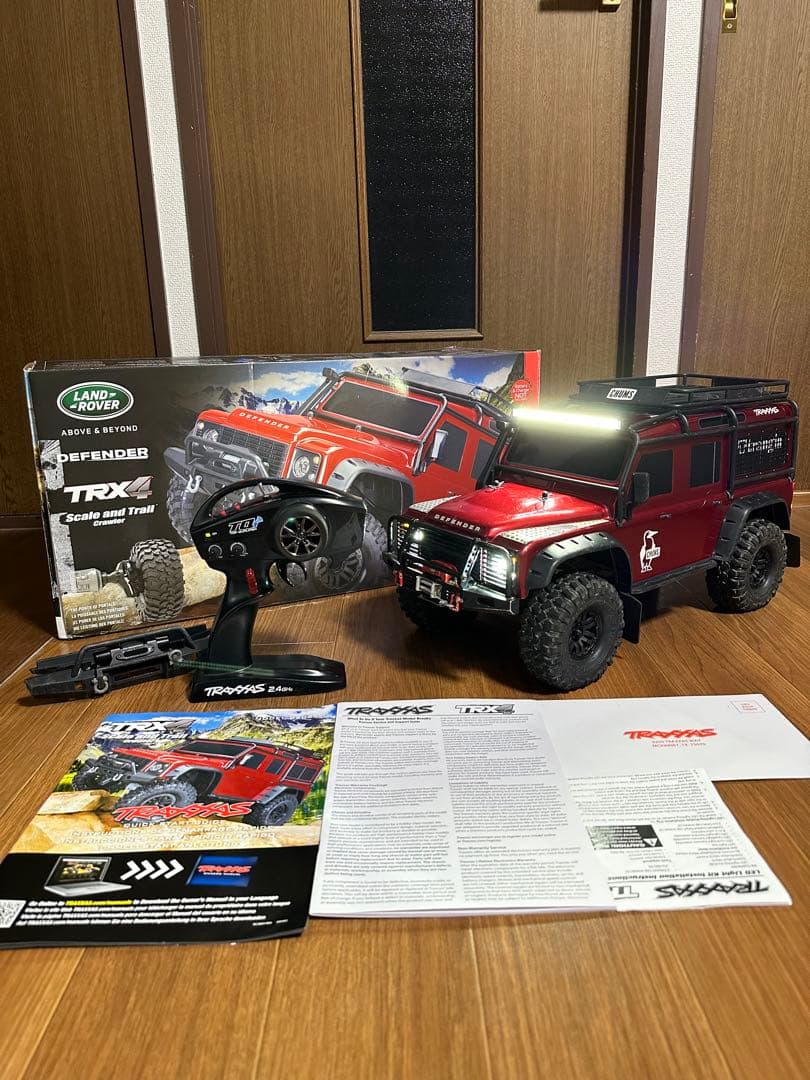 トラクサスTraxxas TRX-4 Defender 純正プロポ付き　ラジコン