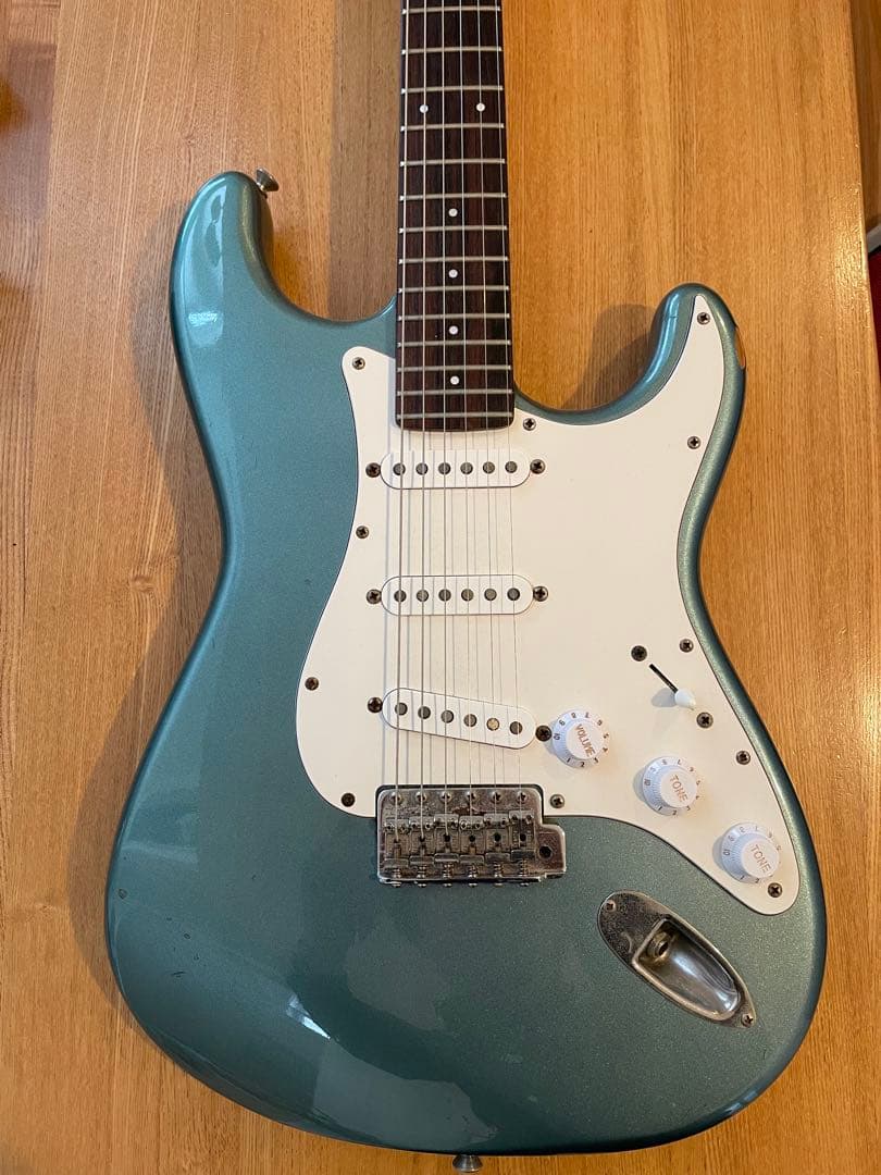 Squier by Fender SQシリアル　ストラトキャスター