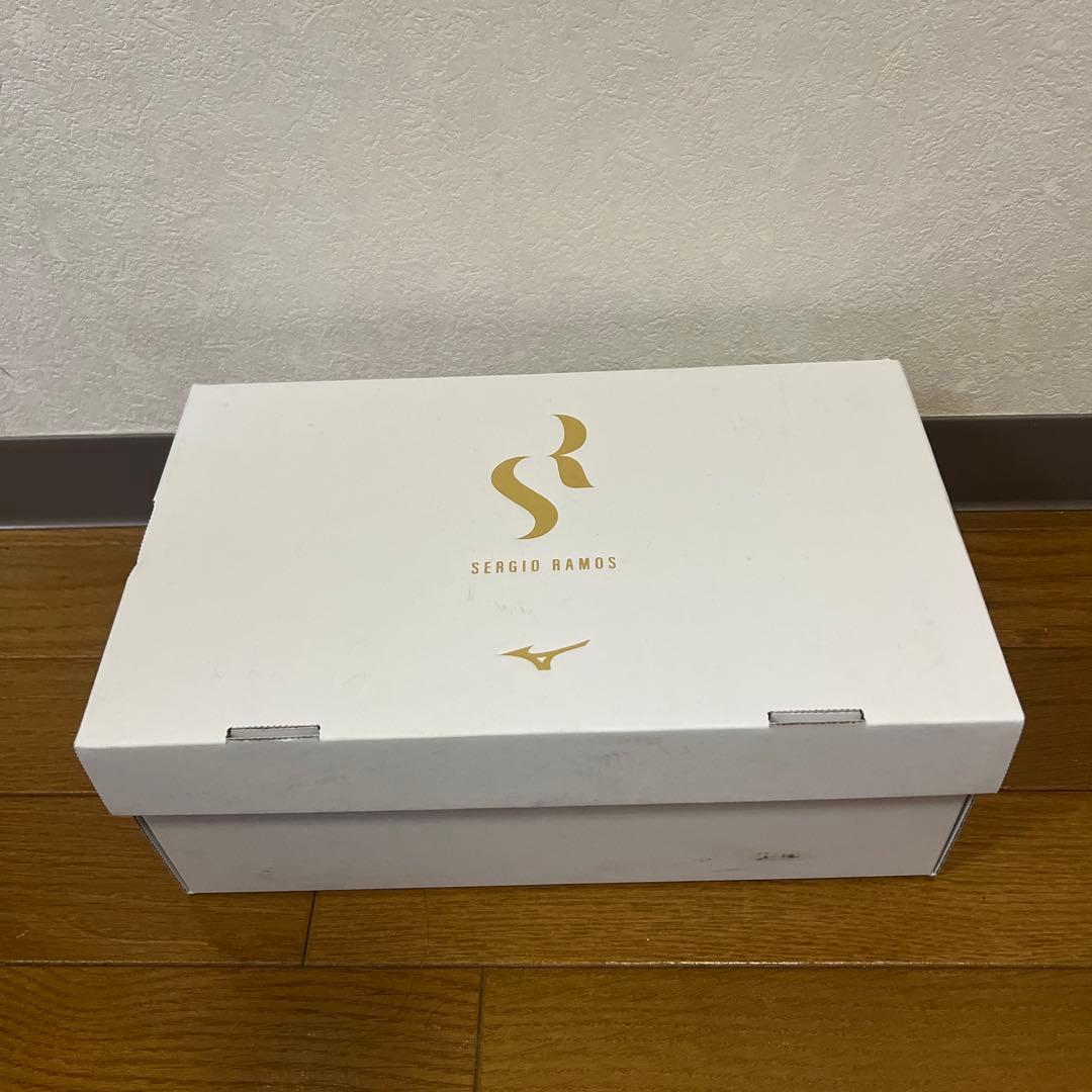 (箱無し可能 )Mizuno Sergio Ramos サッカーシューズ