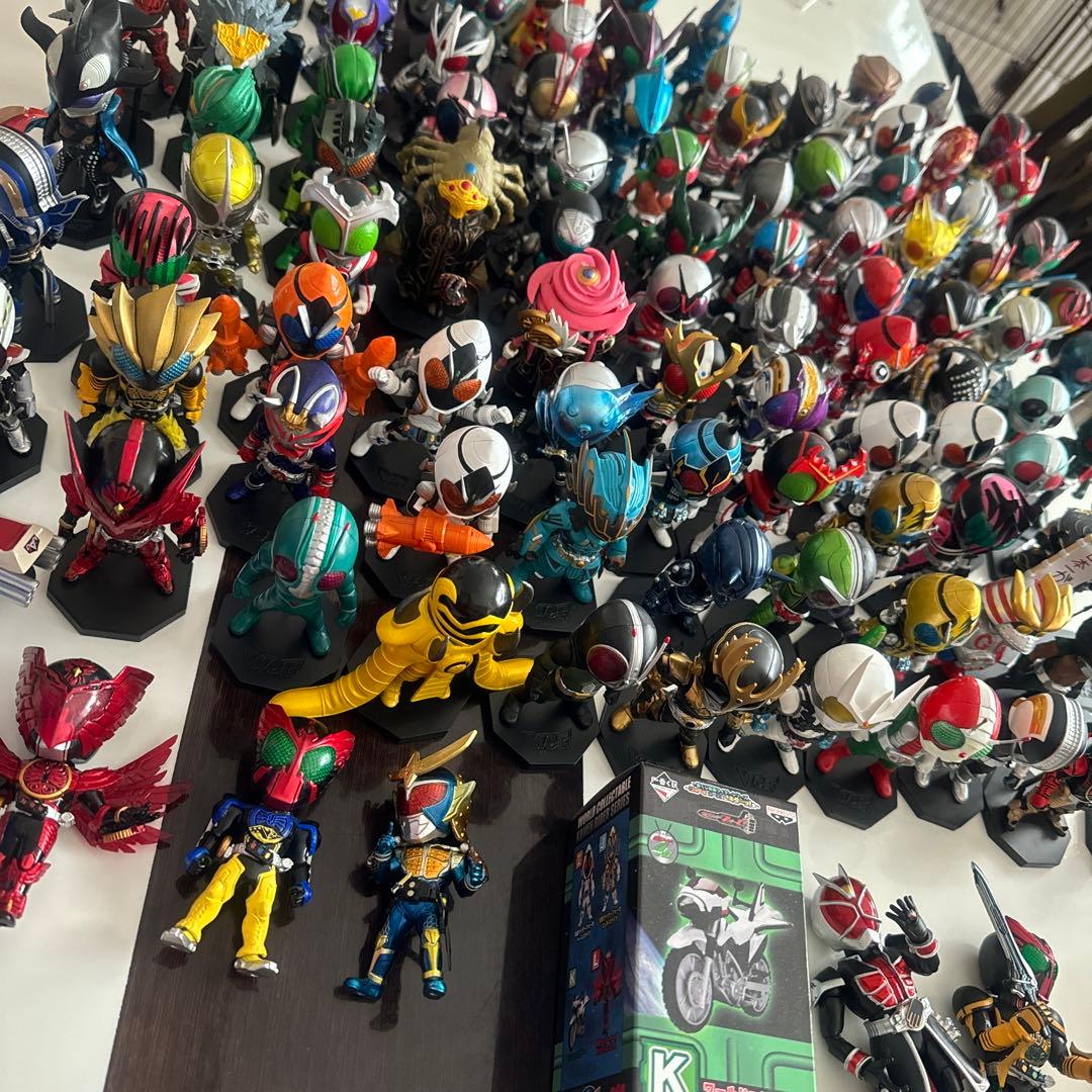 仮面ライダー　ワールドコレクタブル 110体