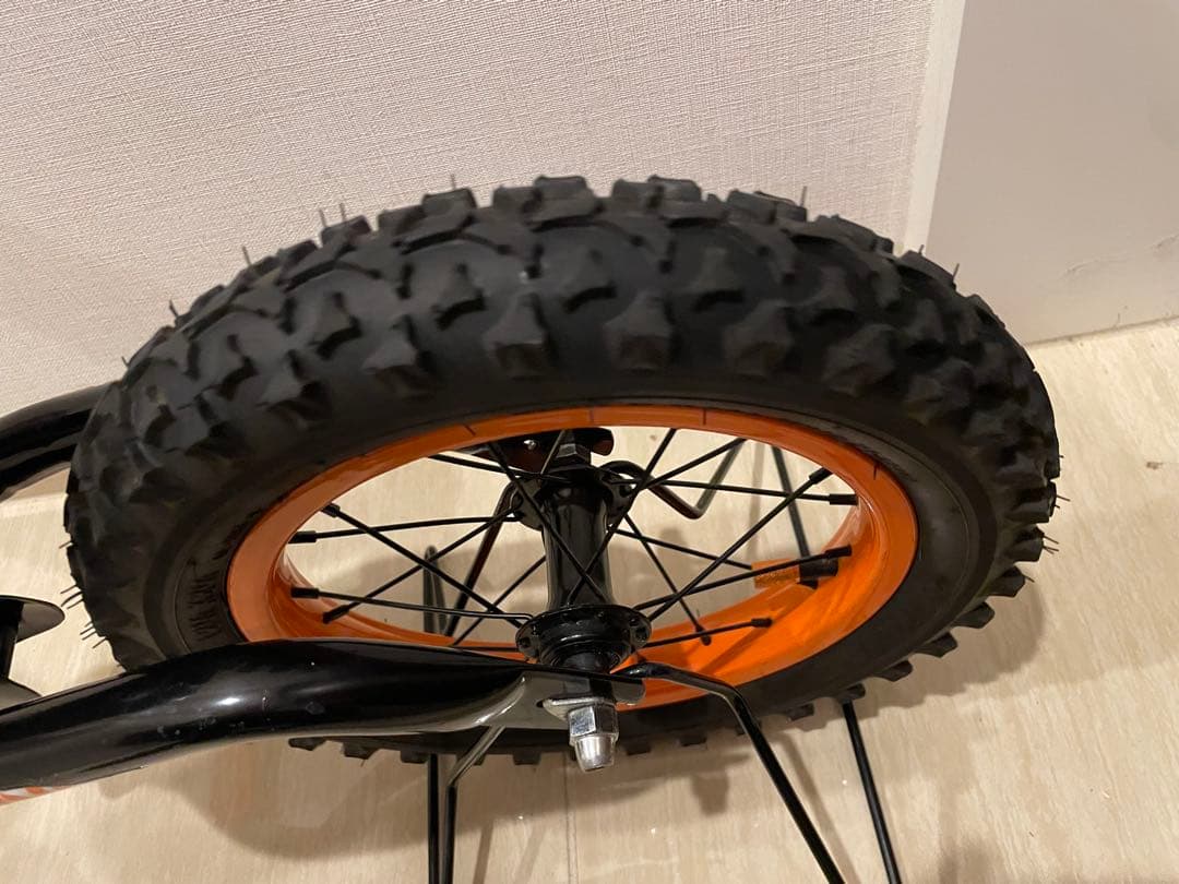 KTM　トレーニングバイク　2019年式　キックバイクスタンド付属　状態綺麗です