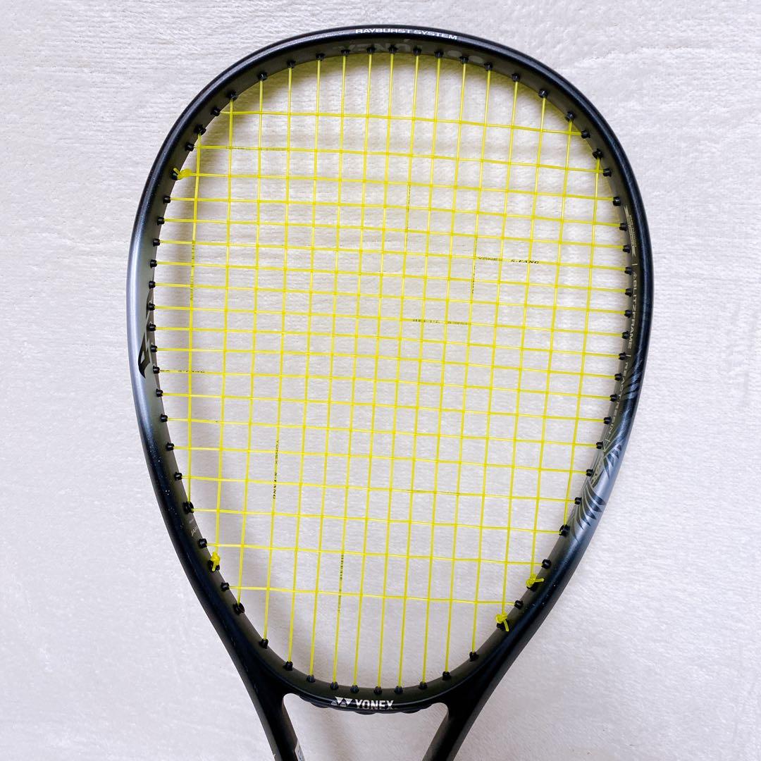 m*a様 美品　YONEX ヨネックス　ボルトレイジ8S　ブラック　ホワイト