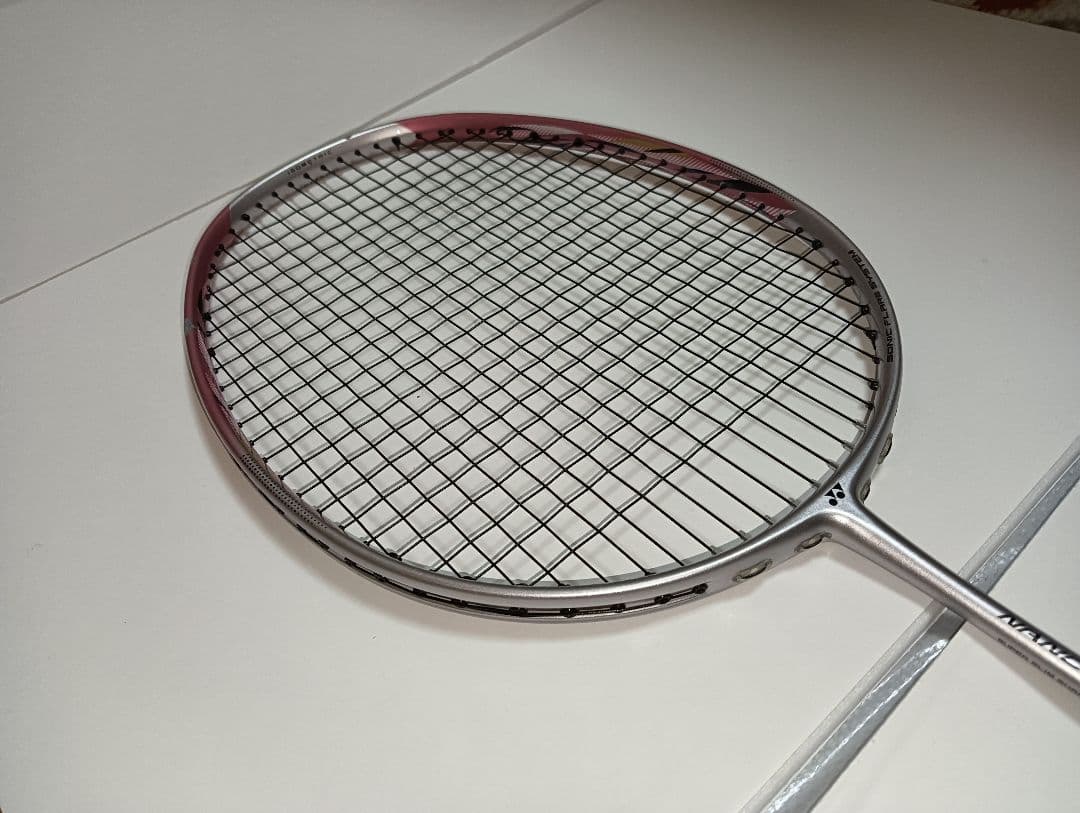 YONEX　ナノフレア600　4ug5