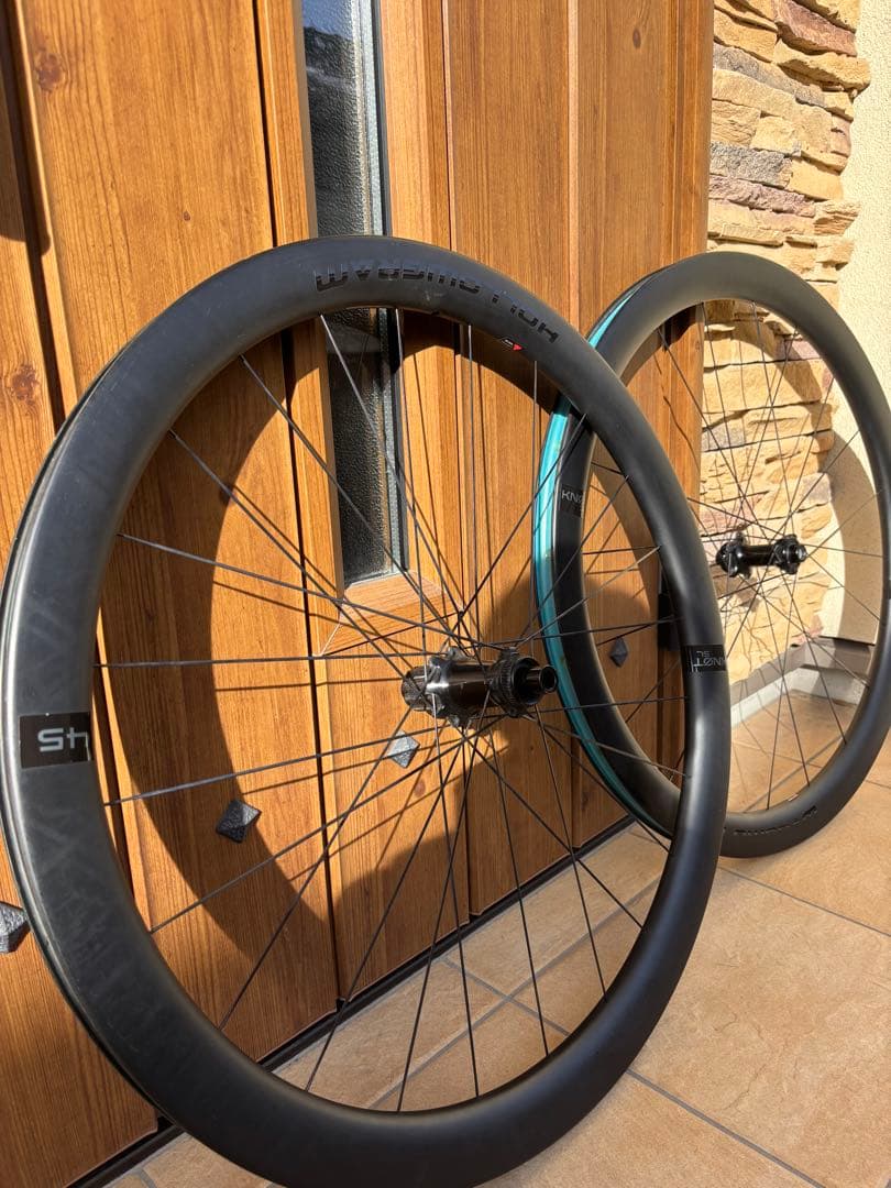 HollowGram 45 KNØT Wheels(カーボンホイール) 超美品！
