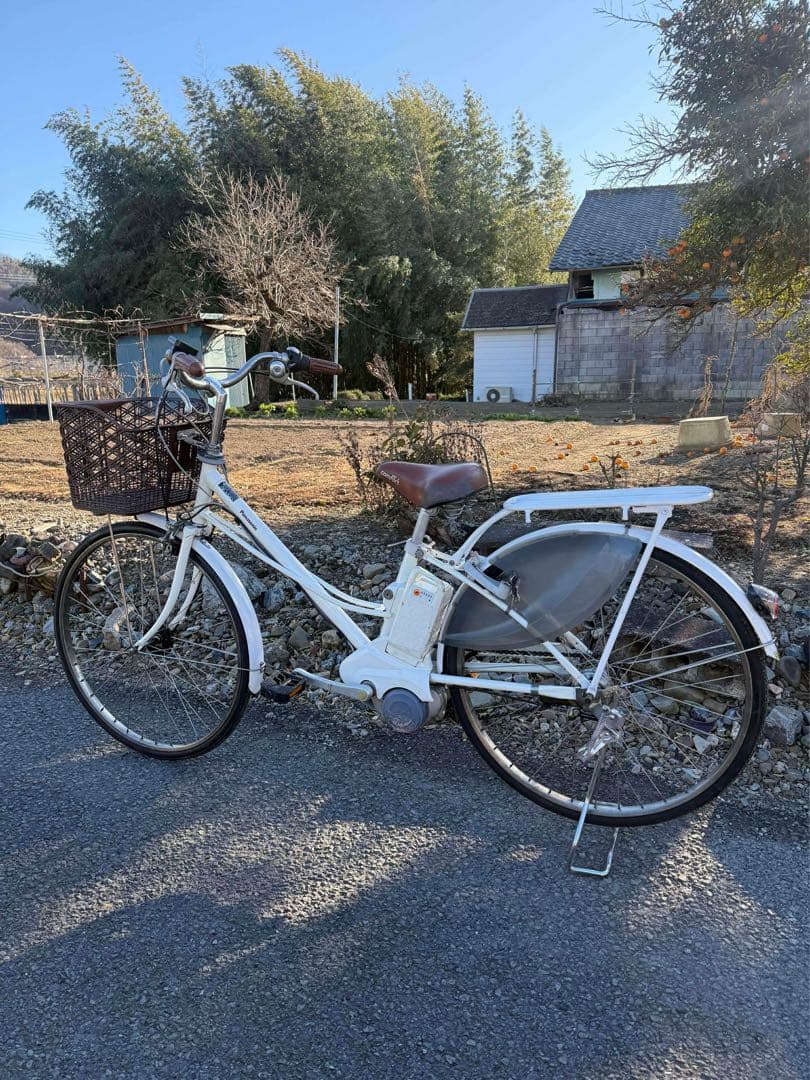 ホワイト 電動アシスト自転車 シティタイプ