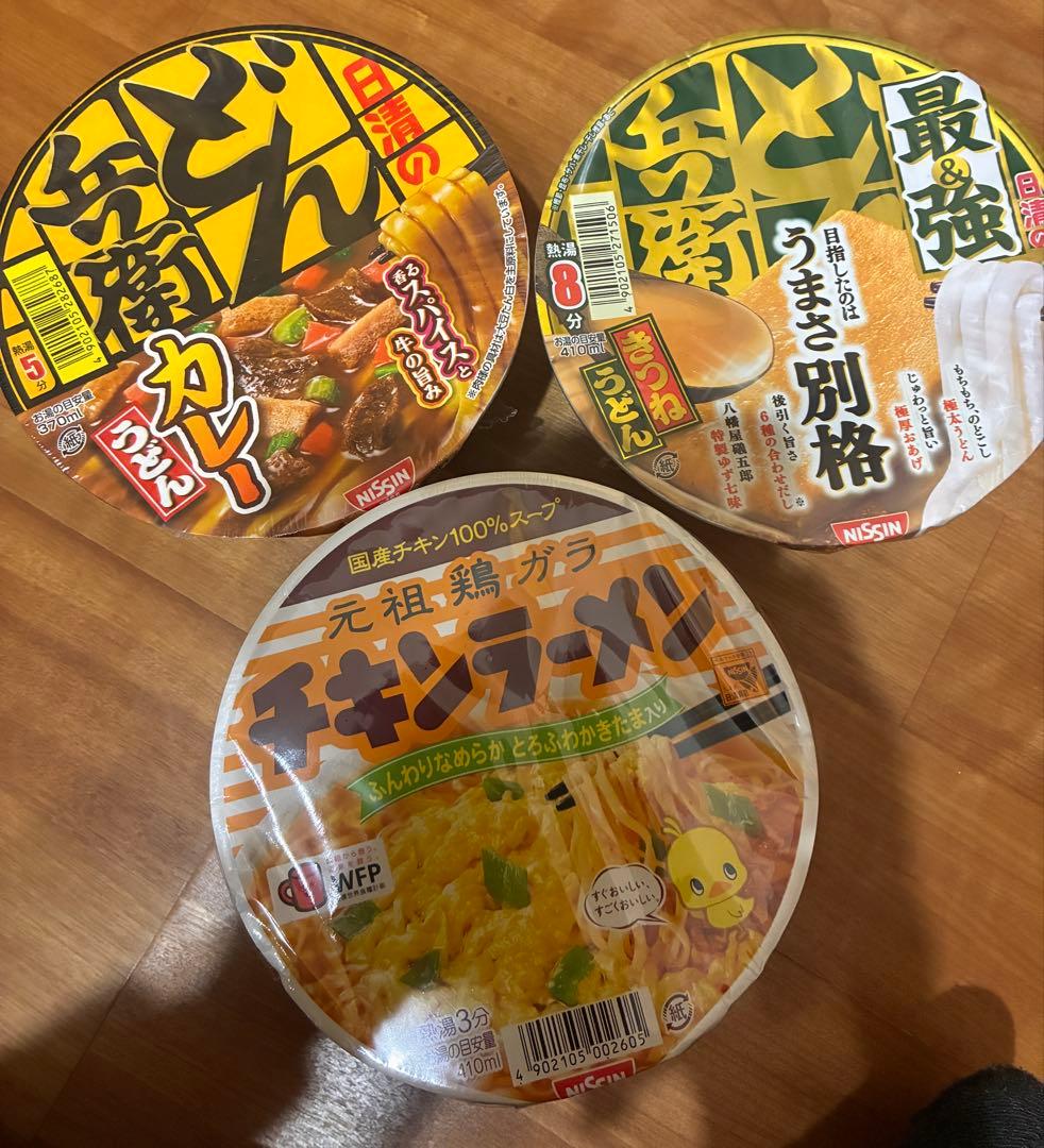 日清食品　まとめ売り　10種68食　カップヌードル　どん兵衛　チキンラーメン他