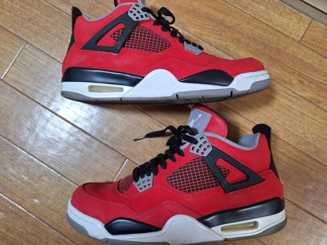 NIKE AIR JORDAN 4 RETRO エアジョ ーダン4 レッド