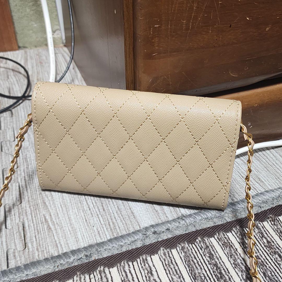 CHANEL　ショルダーウォレット　財布　ベージュ　ノベルティ