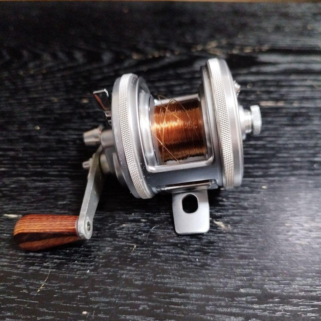 DAIWA　GS-10C シルバーリール ウッドハンドル