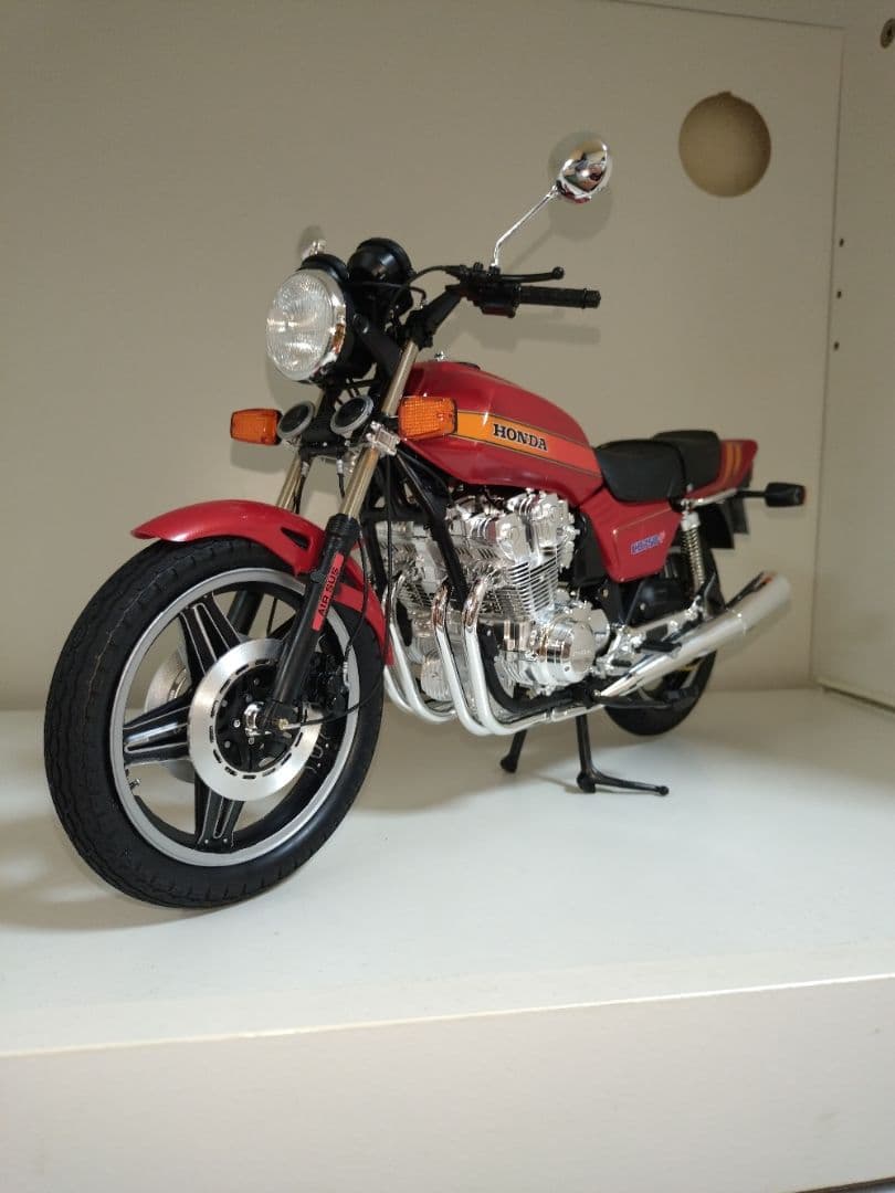 タミヤ1/6スケールホンダCB750Ｆプラモデル完成品