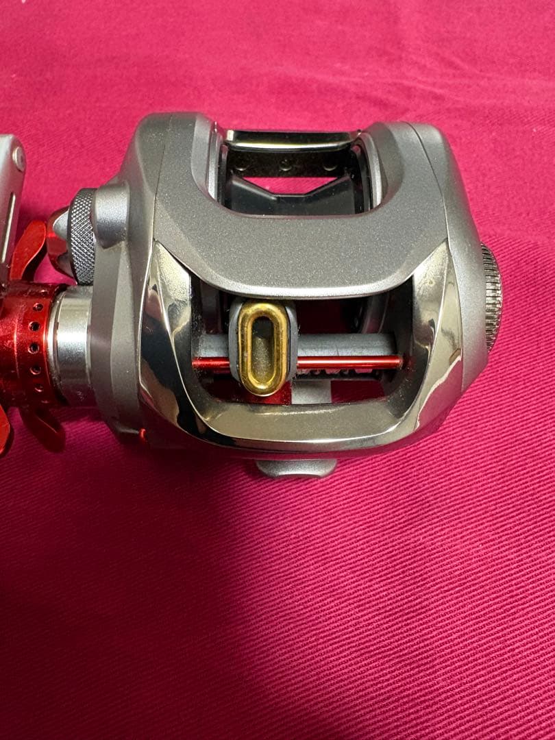 ダイワ TEAM DAIWA-Z TD-Z 103H ベイトリール 右ハンドル