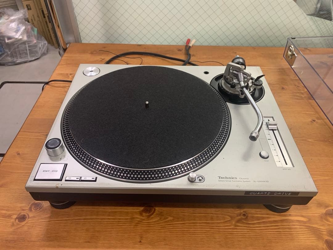 Technics SL-1200 MK3D ターンテーブル本体テクニクス