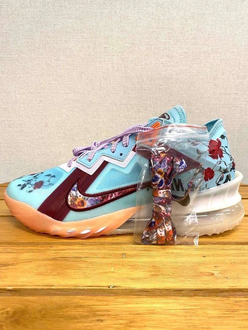 シューズ(男性用) NIKE LEBRON XVIII LOW \"FLORAL\" 28cm