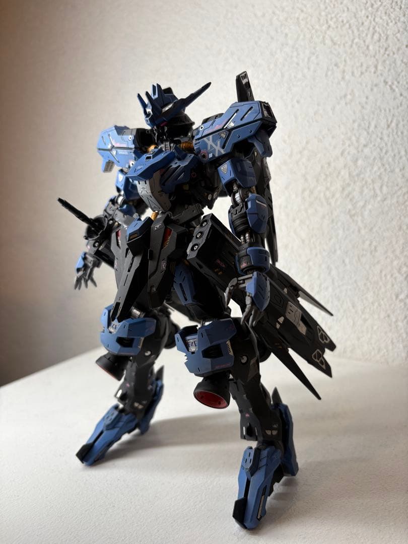 MG ガンダムヴィダール全塗装完成品