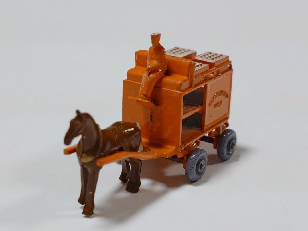 ミニカー MATCHBOX No.7 Horse Drawn Milk Float