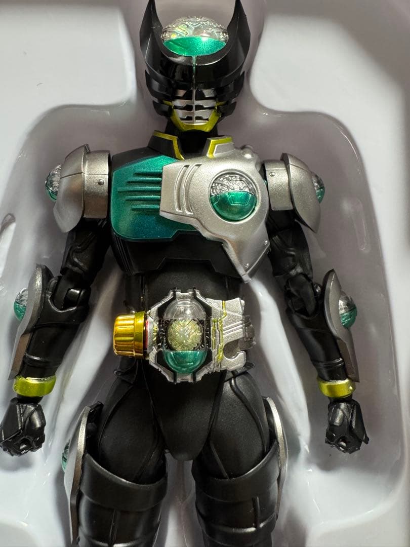 真骨彫製法 仮面ライダーバース　CLAWs・サソリ　おまけ付き