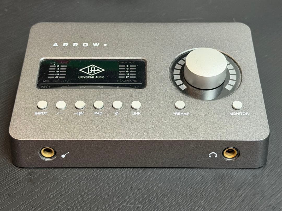 Universal Audio ARROW オーディオインターフェイス