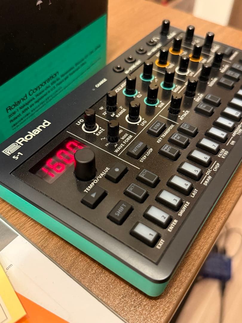 Roland S-1 AIRA Compact ほぼ新品 元箱付 完動品