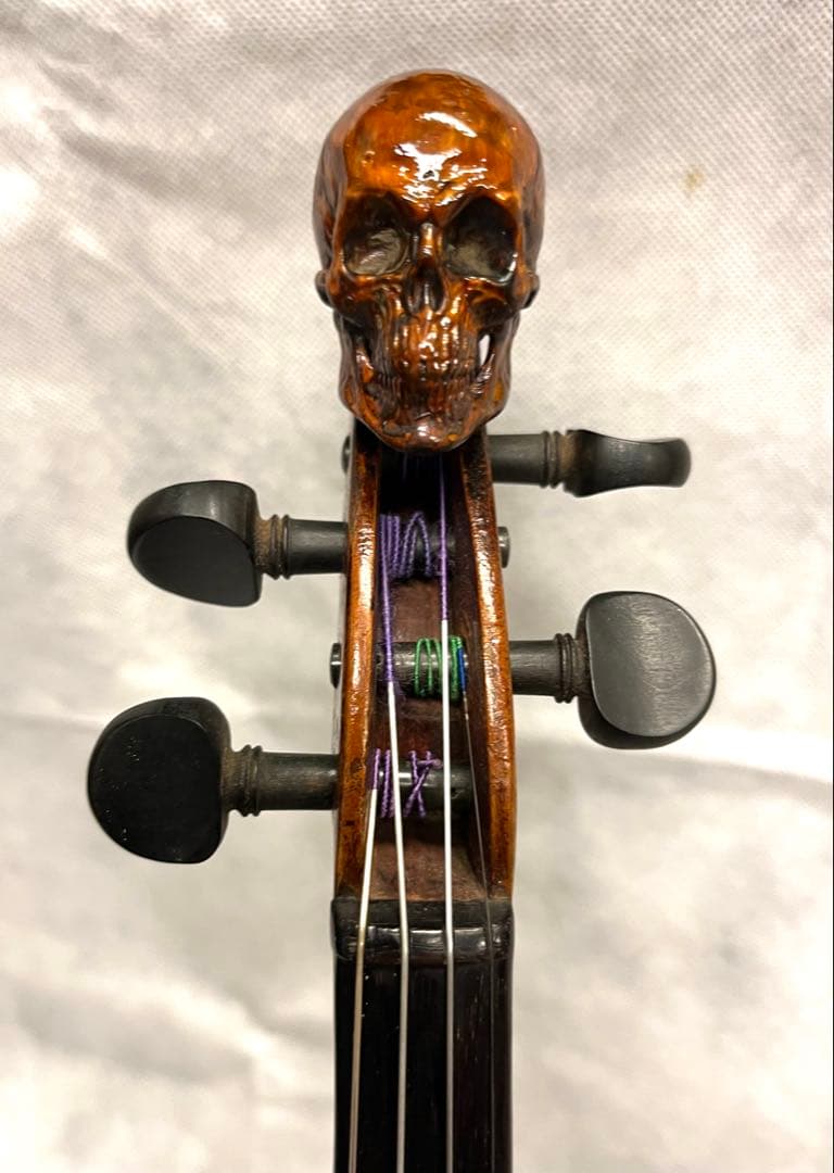 ドクロヘッドバイオリン　4/4 イタリア製？skull heads violin