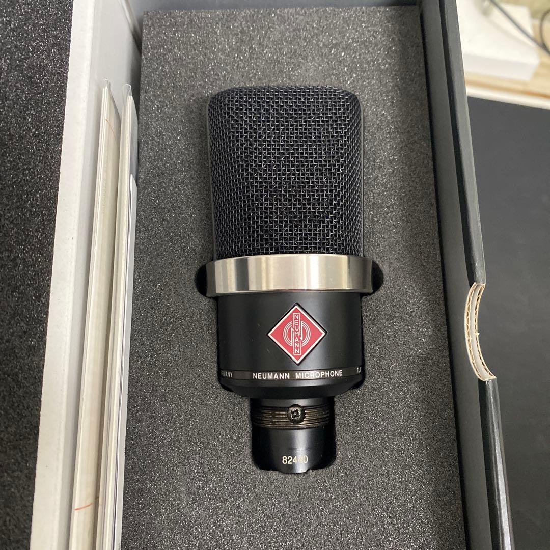 Neumann TLM 102 コンデンサーマイク