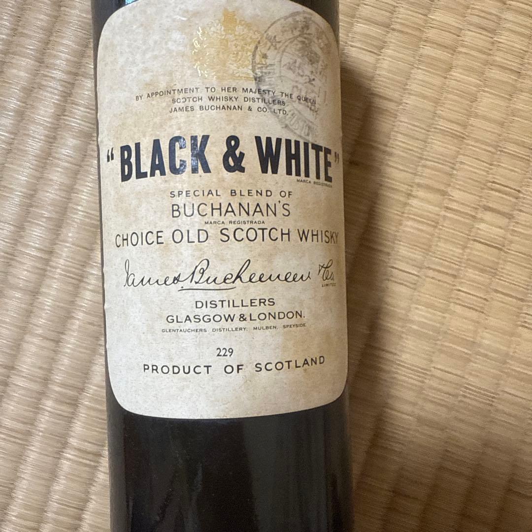 ウイスキー BUCHANAN'S BLACK & WHITE SCOTCH WHISKY