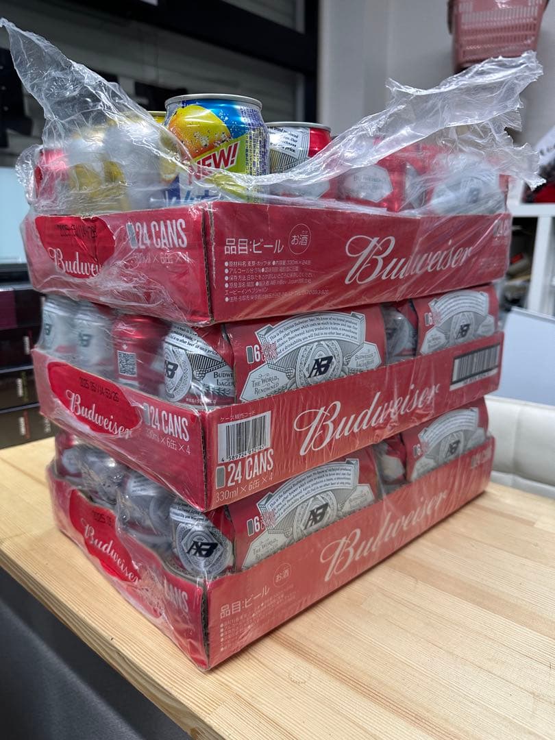 送料込み！　バドワイザー　budweiser 330ml×69 缶ビール