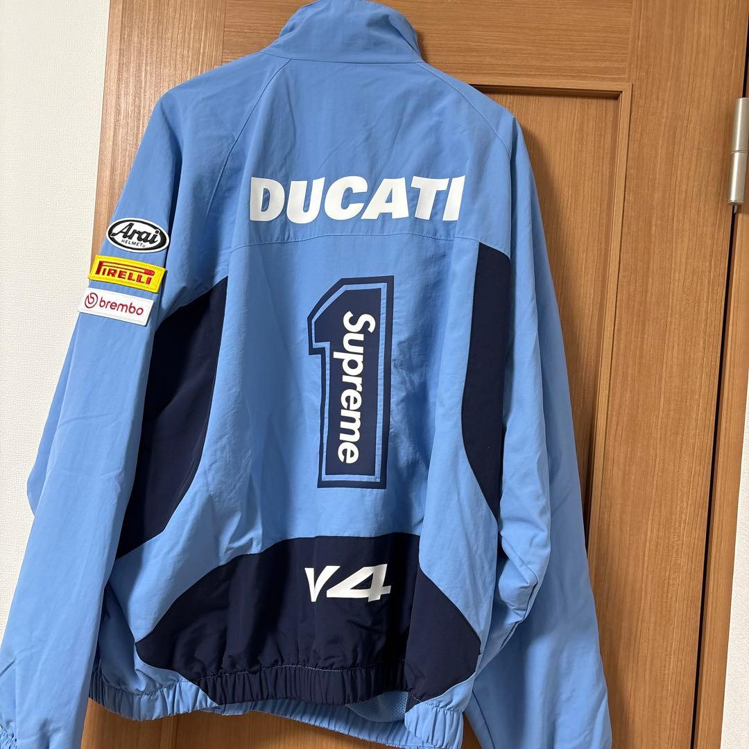Supreme × Ducati V4 ウィンドブレーカー