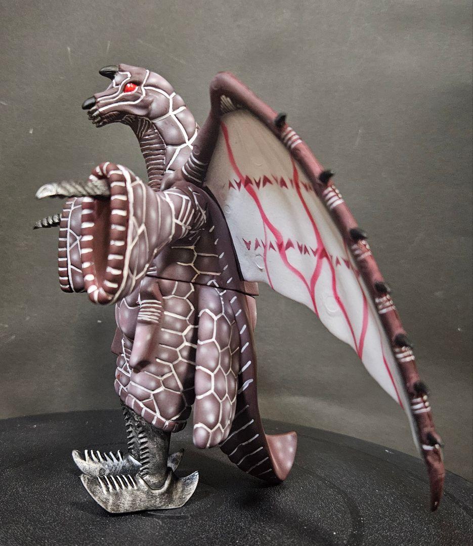 ウルトラ怪獣ソフビ　パワードドラコ　リペイント完成品